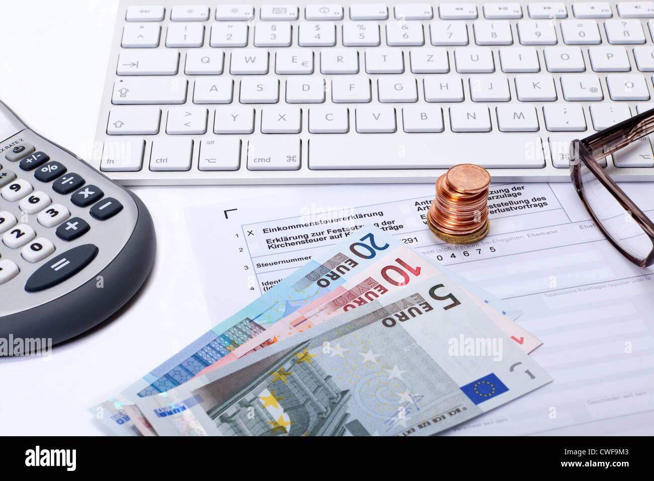 Income tax declaration Stock Photo - Alamy