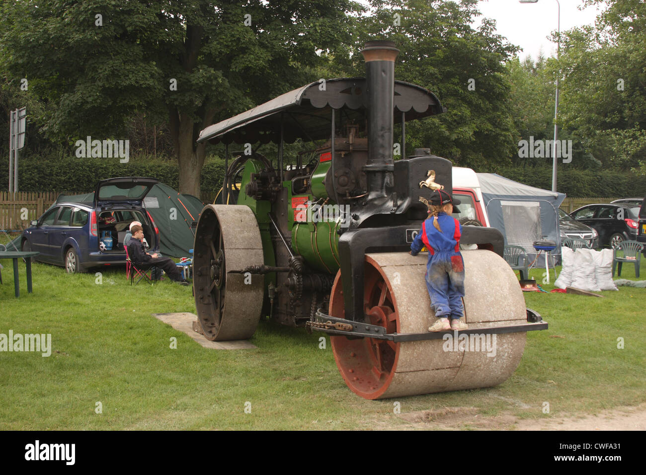 Old steam engines traction hi-res stock photography and images - Alamy