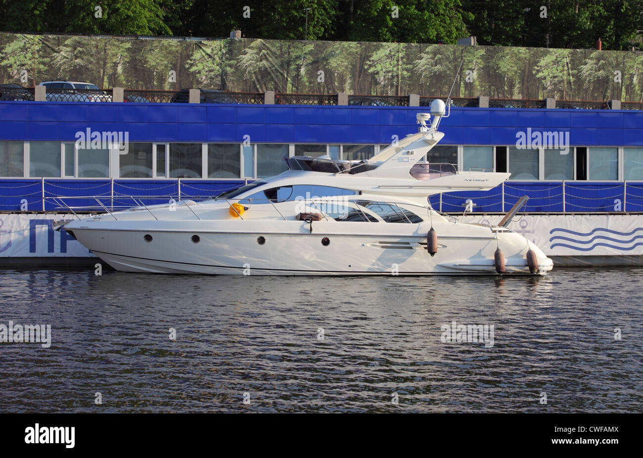 Luxury power boat hi-res stock photography and images - Alamy