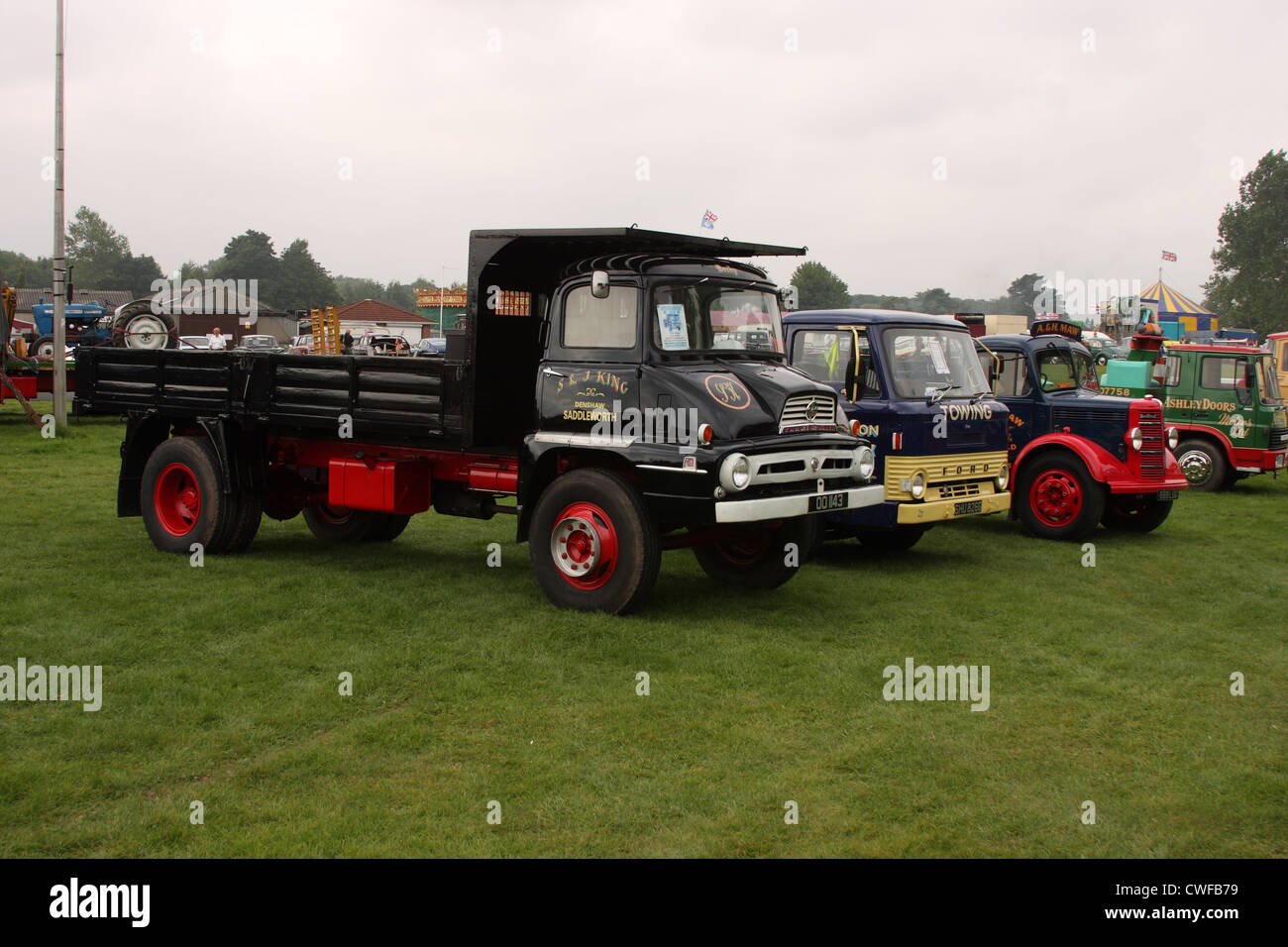 Thames trader lorry hi-res stock photography and images - Alamy