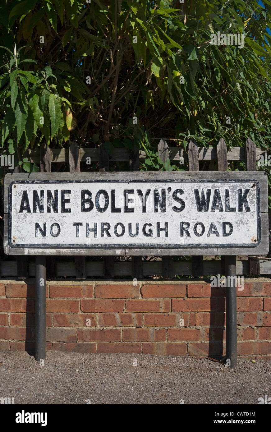 street name sign for anne boleyn's walk, north kingston, surrey ...