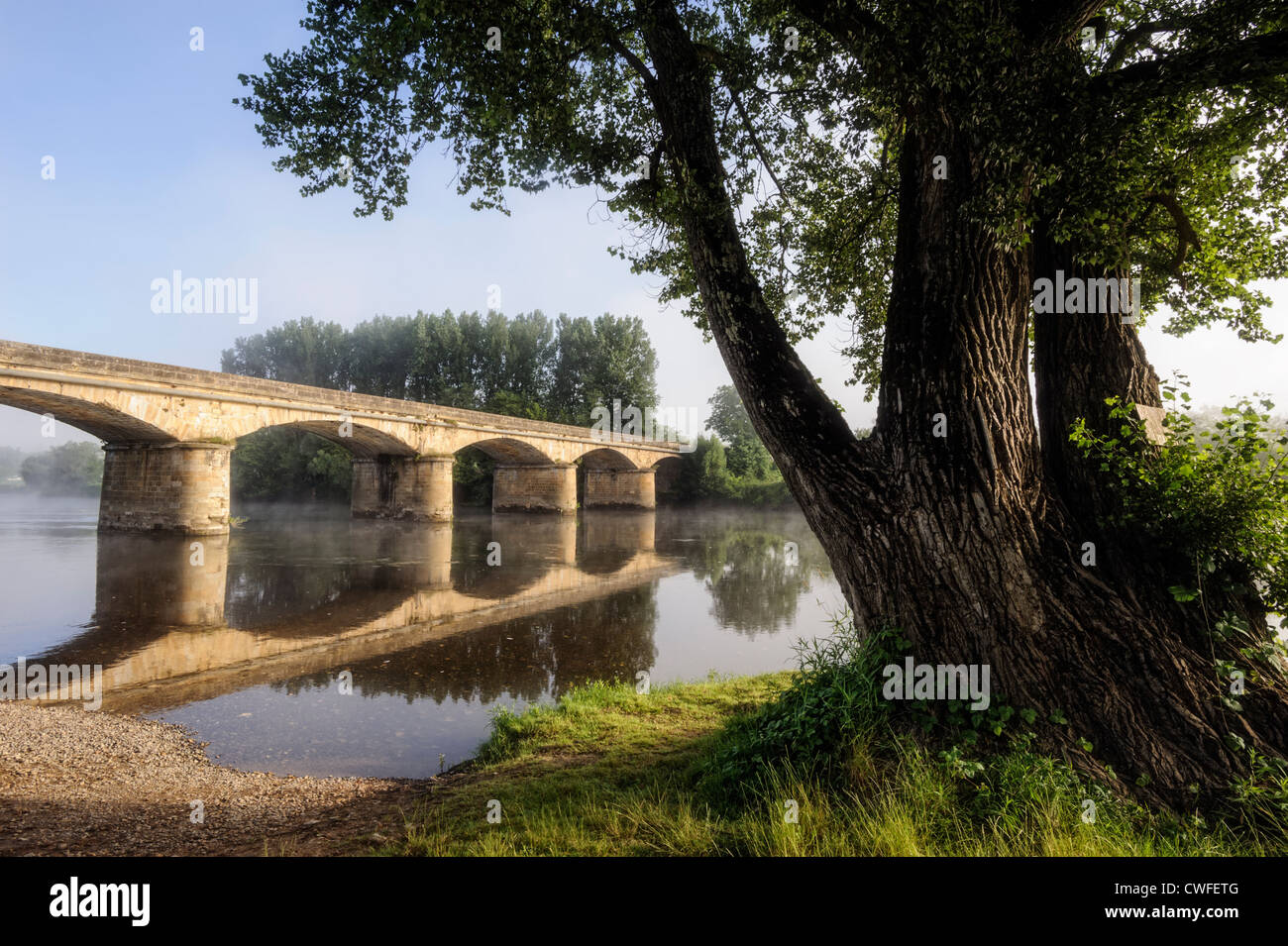Bridge over the Dordogne river, also called the Domme bridge, Cénac-et ...