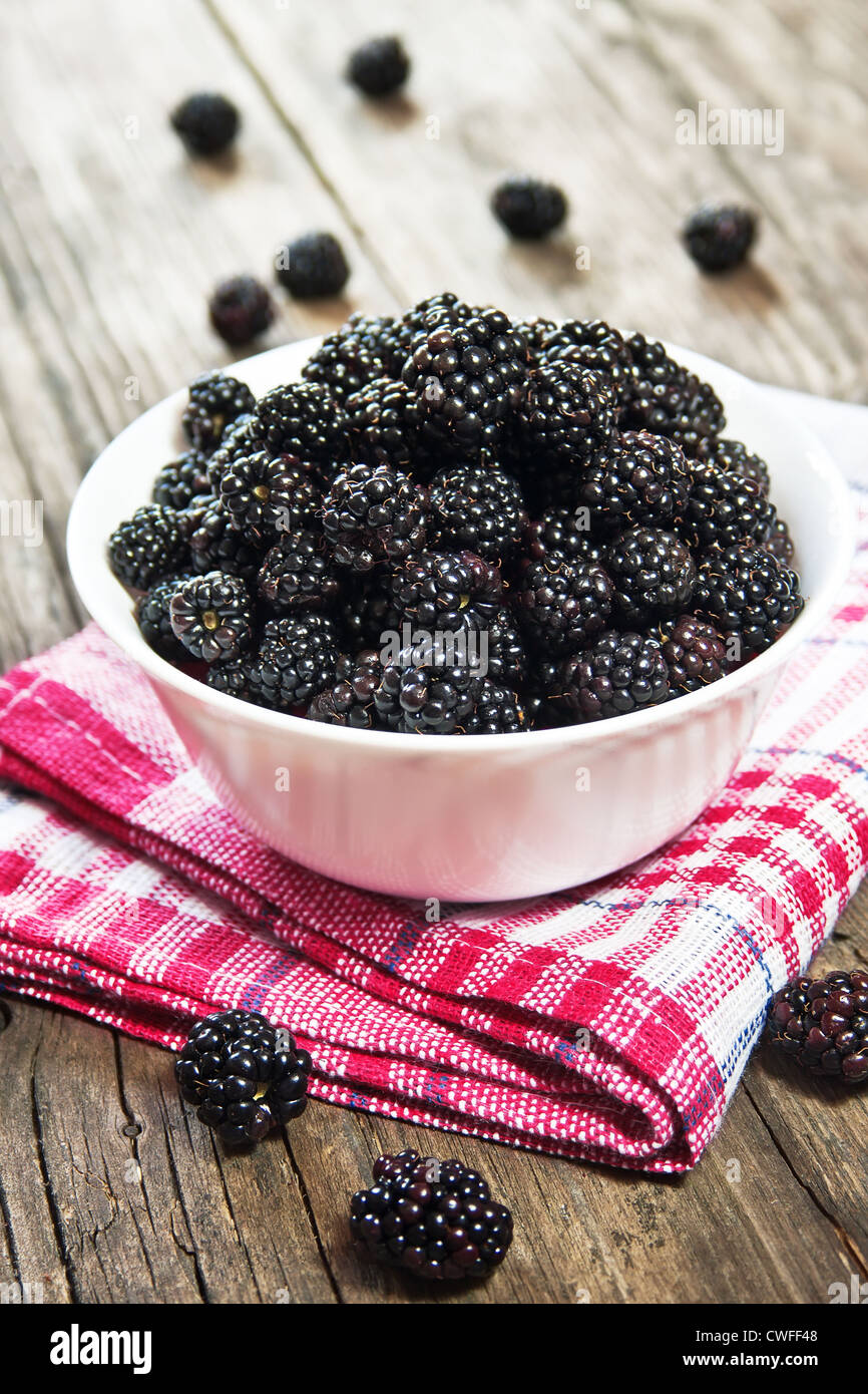Mulberry bramble hi-res stock photography and images - Alamy