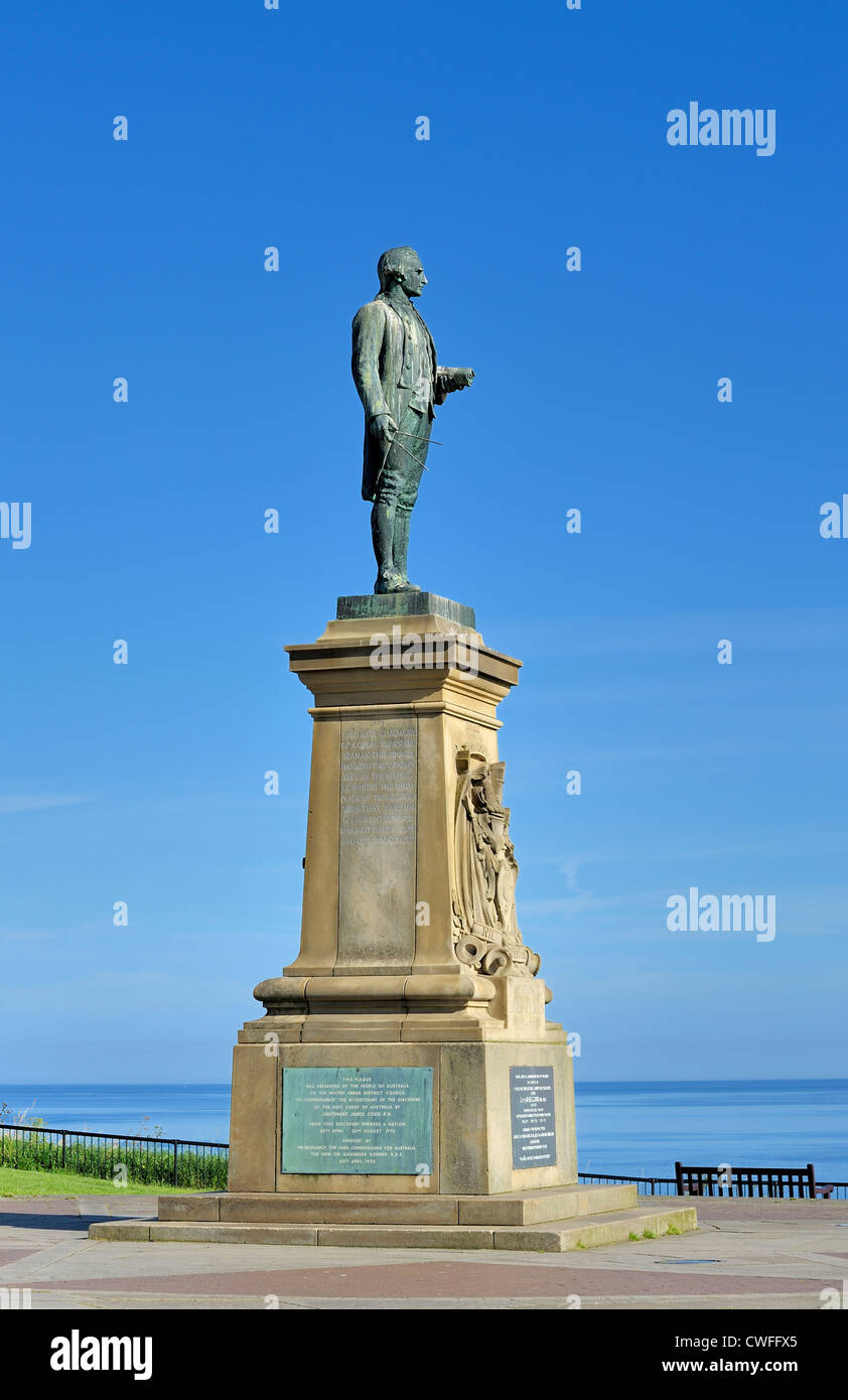 captain James cook statue Whitby england uk Stock Photo - Alamy