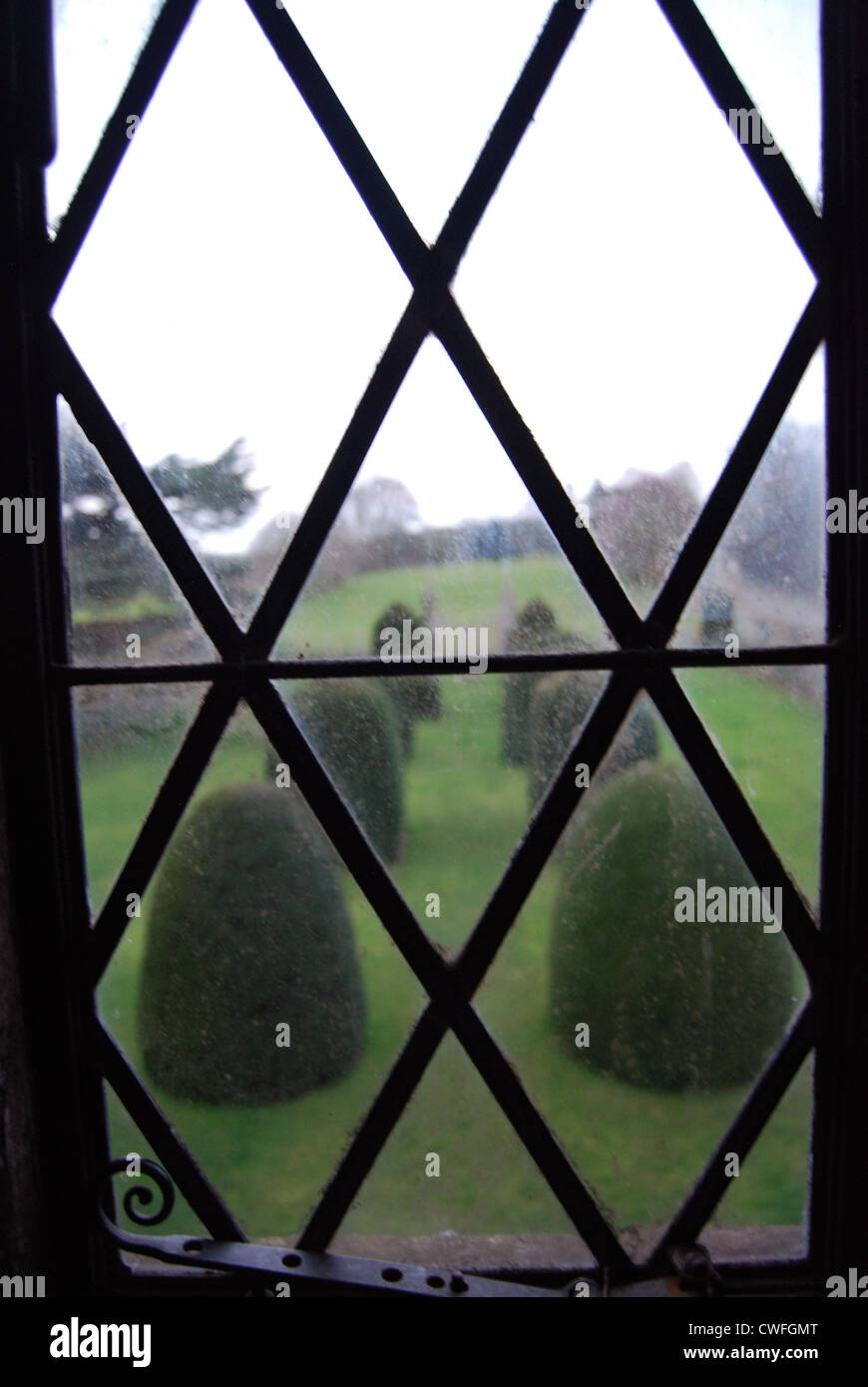 Lead paned hi-res stock photography and images - Alamy