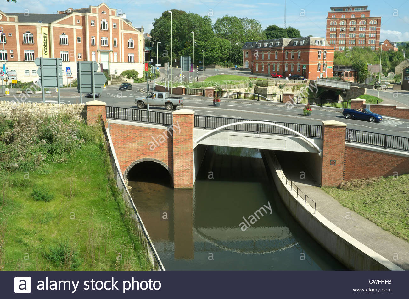 Stroud Canal High Resolution Stock Photography and Images - Alamy