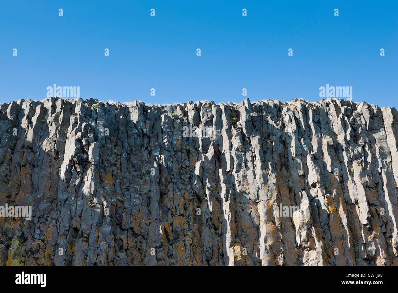 Looking up at a very steep cliff Stock Photo - Alamy