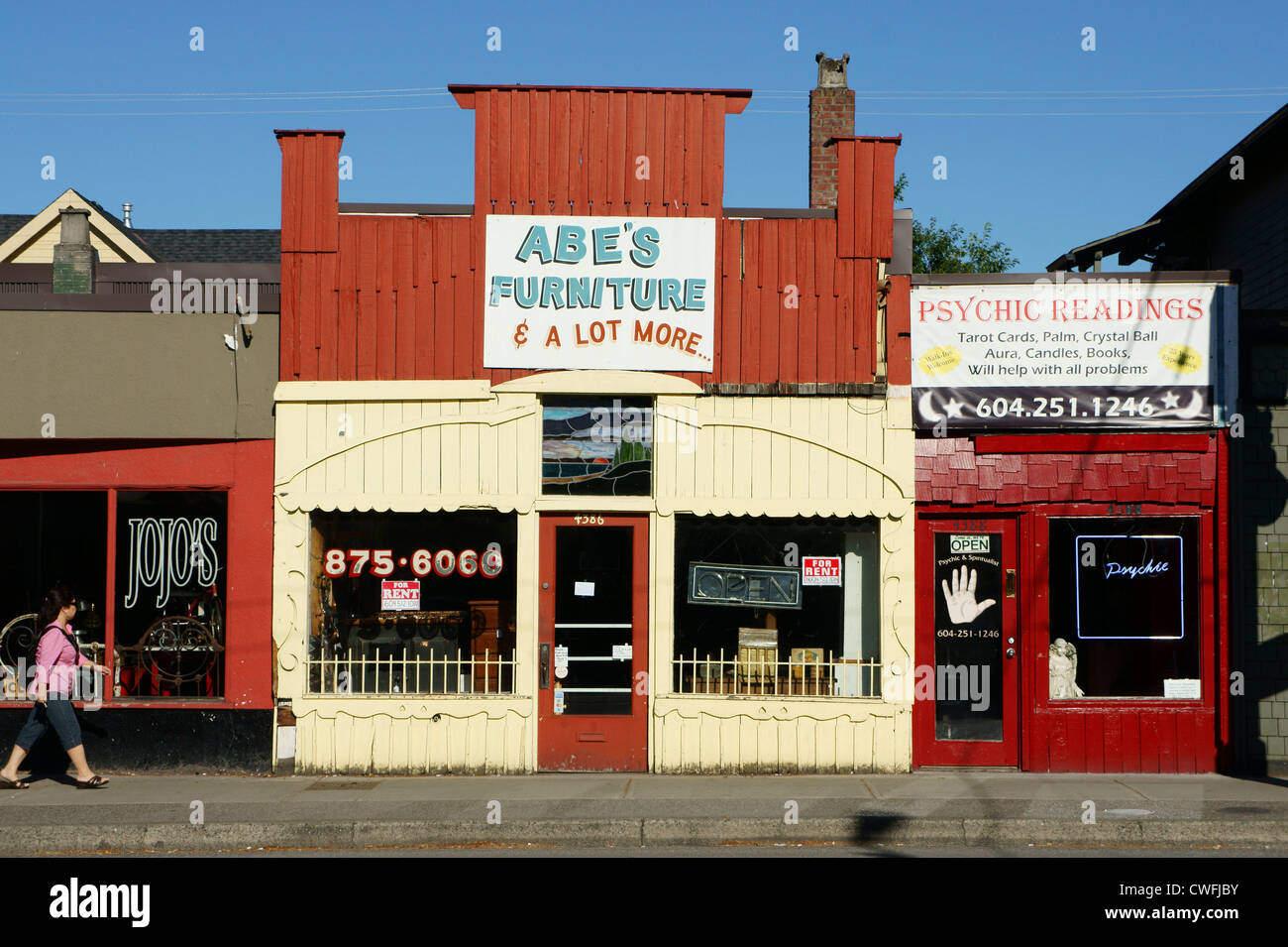 Exteriors storefront hi-res stock photography and images - Alamy