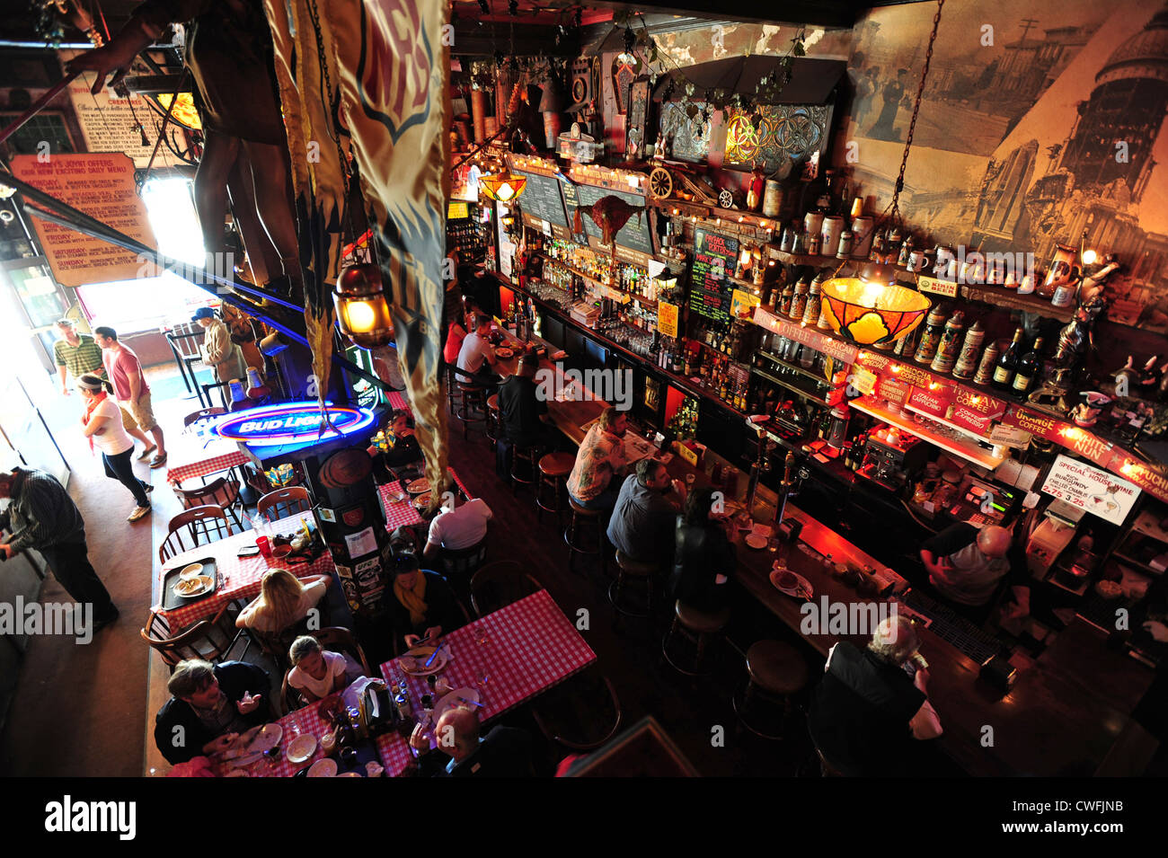 USA California CA San Francisco restaurants - Tommy's Joynt deli and ...