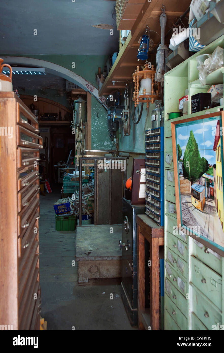 Antique shop store inside interior hi-res stock photography and images ...