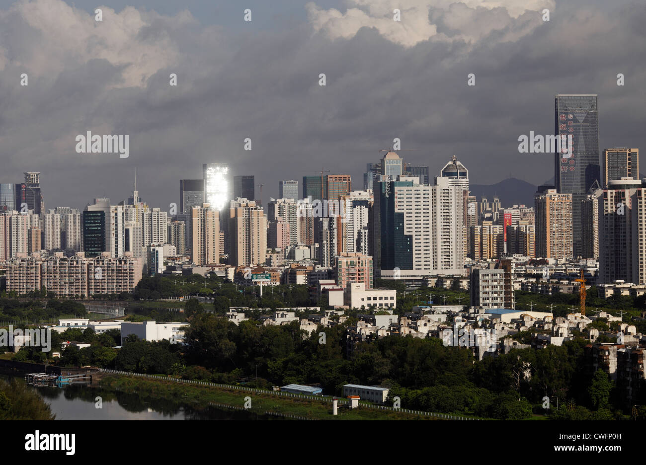 Shenzen china hi-res stock photography and images - Alamy