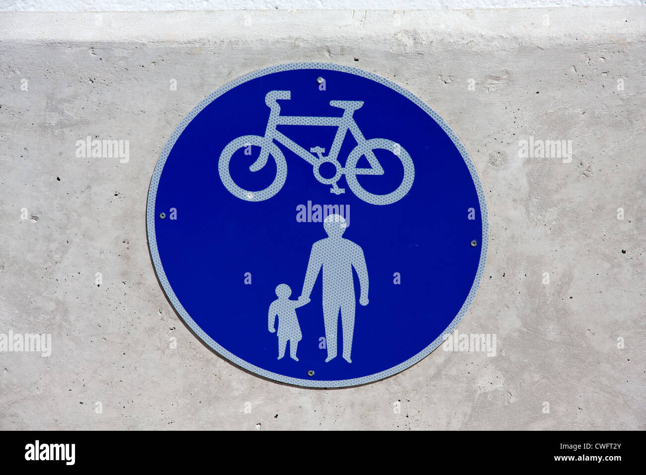 Sign showing that path is usable by both pedestrians and cyclists Stock ...