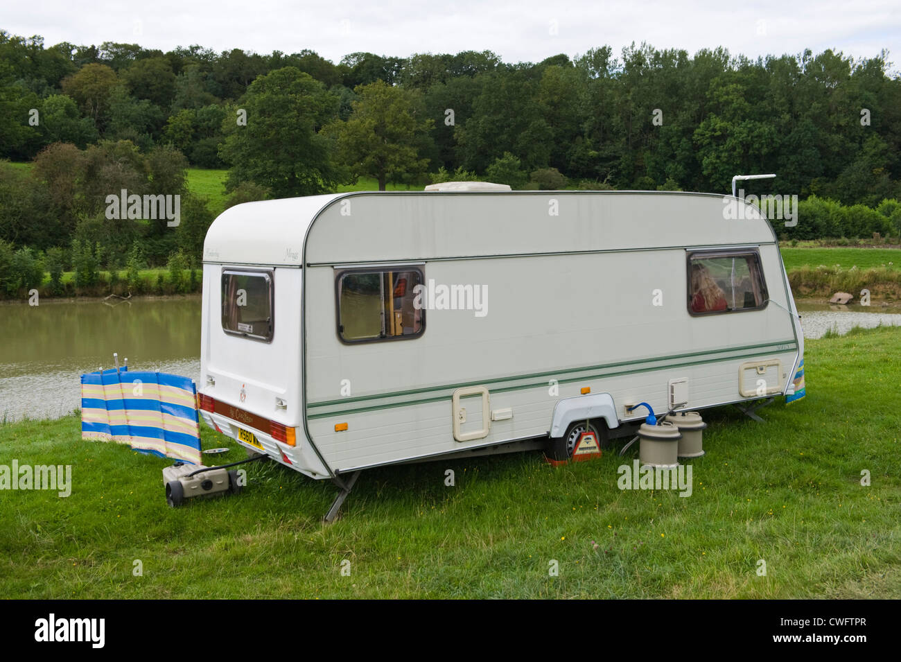 Caravans rural summer uk hi-res stock photography and images - Alamy