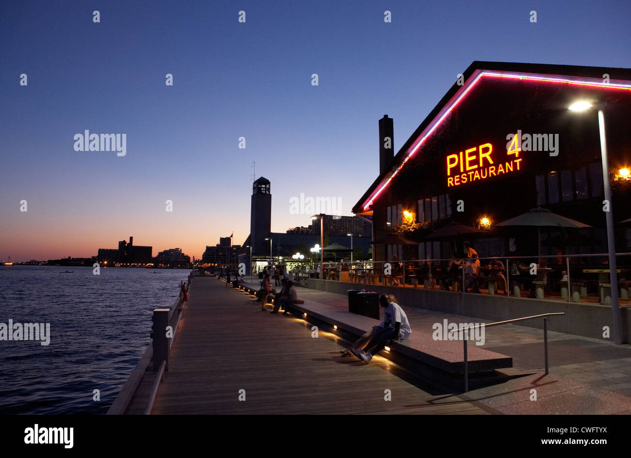 Toronto - Blue hour at the front of the restaurant Habourfront Pier 4 ...