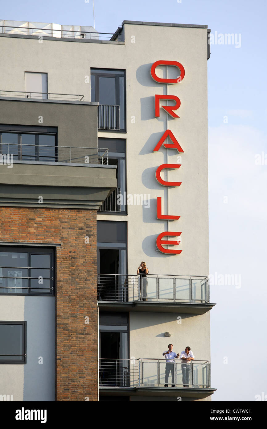 Internet sales department of the U.S. software company Oracle in ...