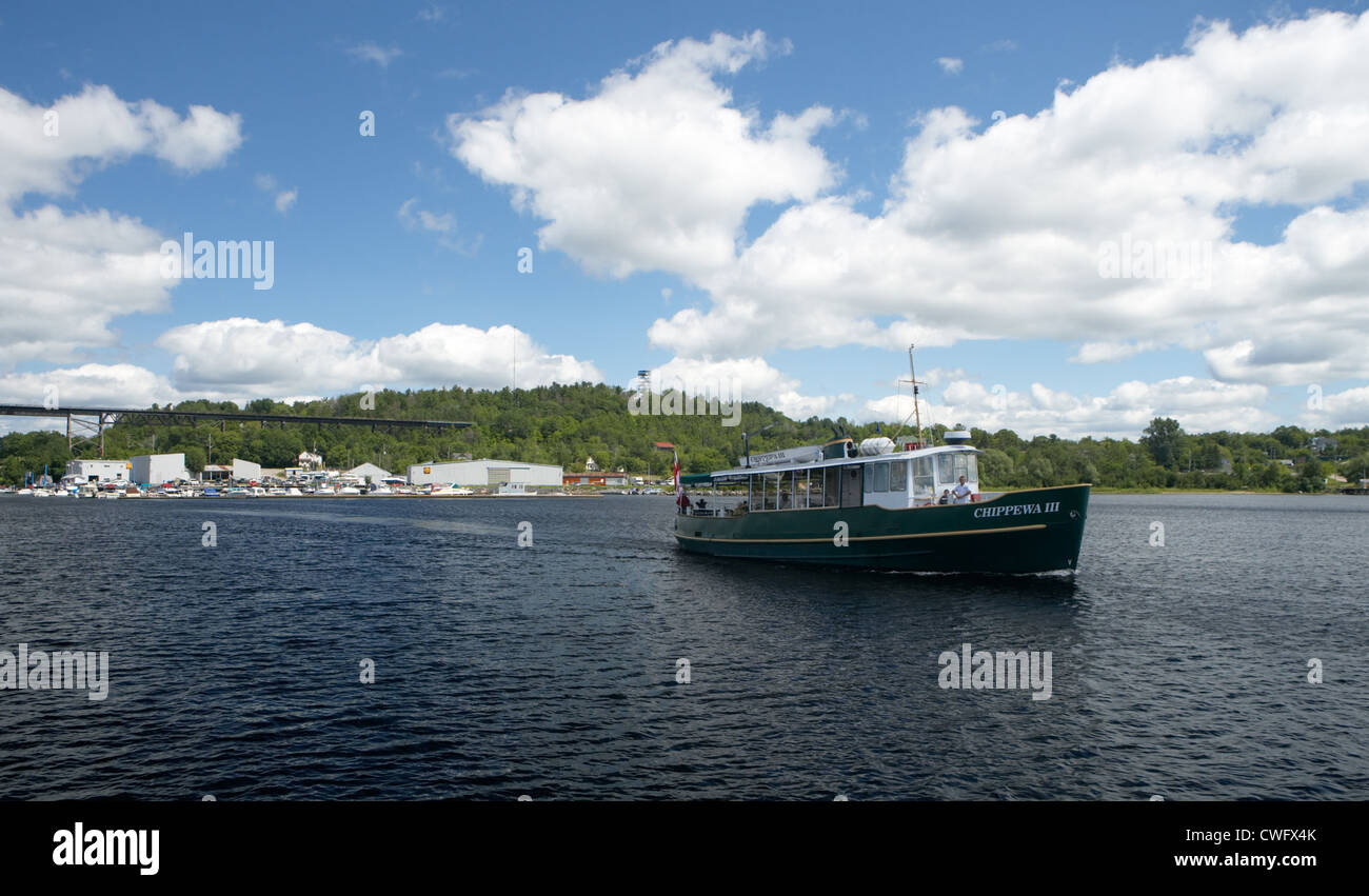 Parry Sound - A tour boat in the harbor Stock Photo - Alamy
