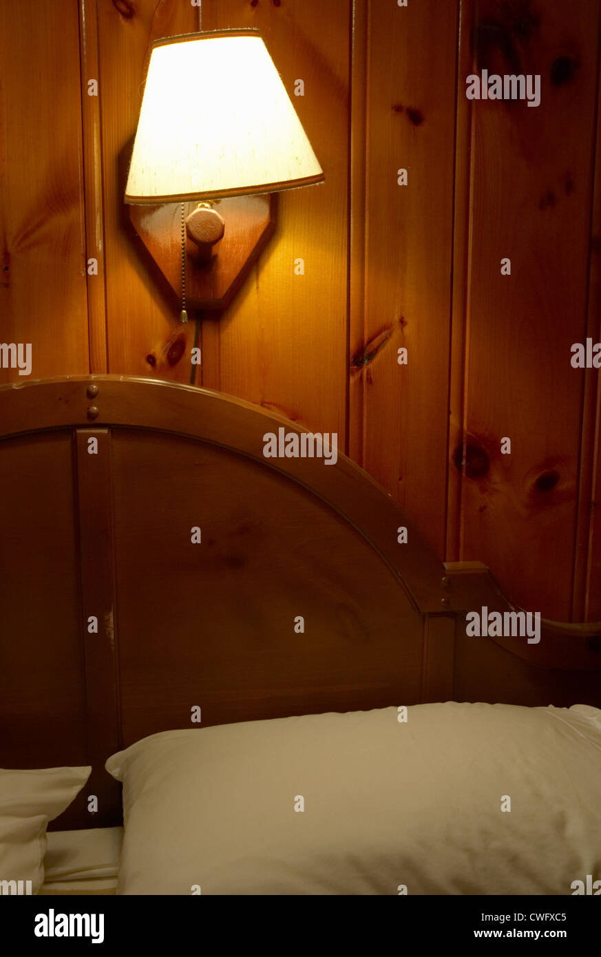 Wood paneled room hi-res stock photography and images - Alamy