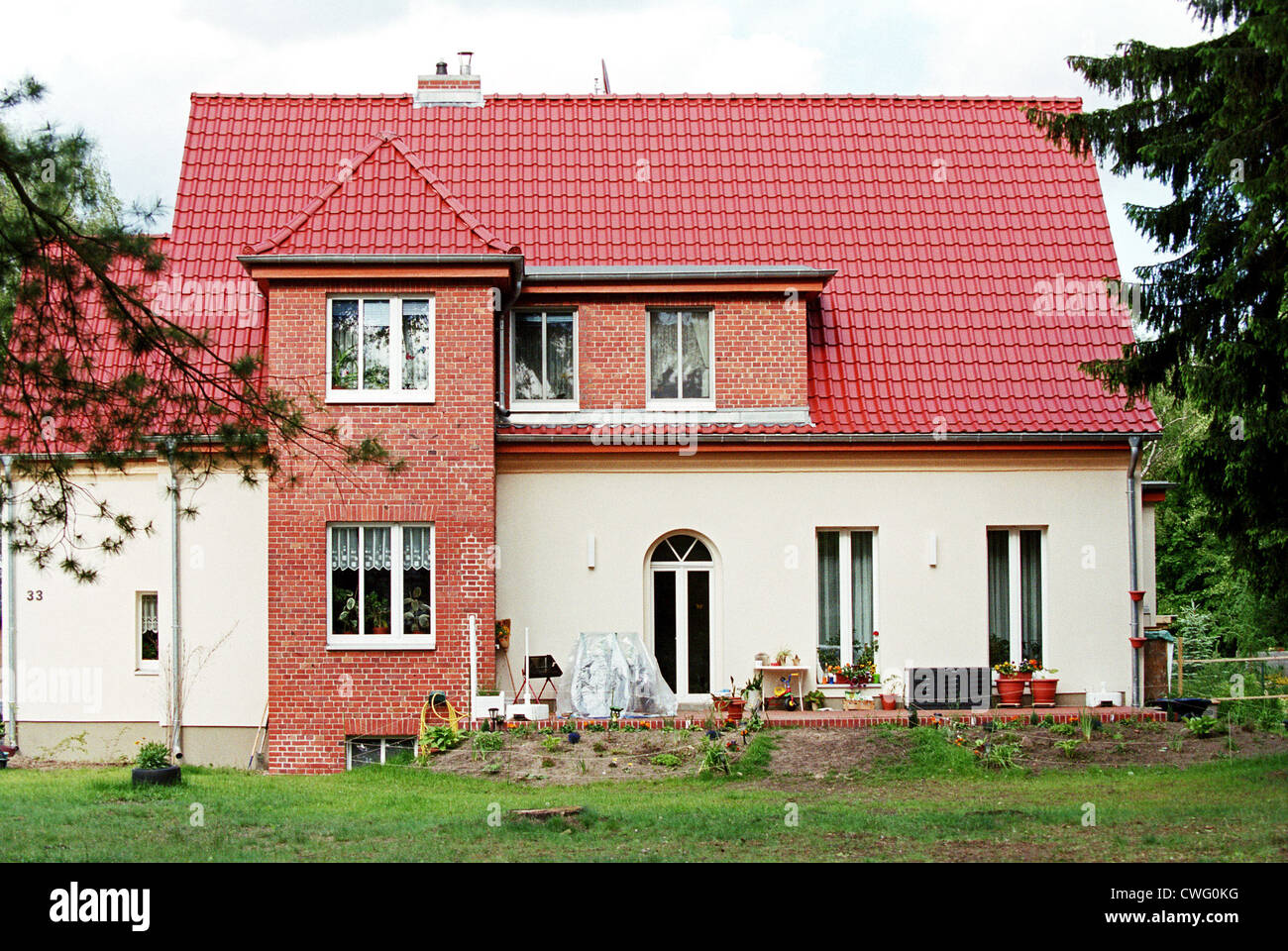 Refurbished house hi-res stock photography and images - Alamy