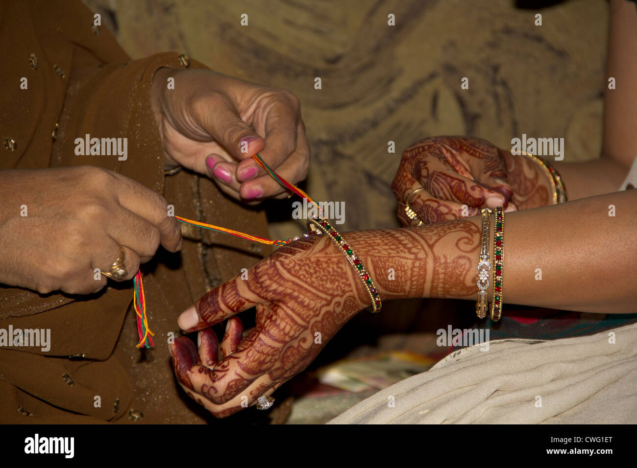 Hindu thread ceremony hi-res stock photography and images - Alamy