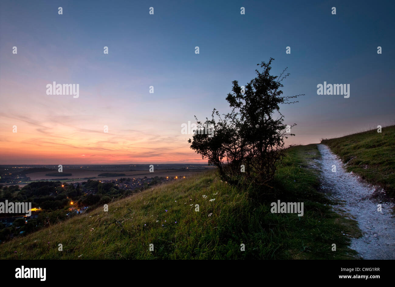 Sunset at Dunstable Downs in the Chiltern Hills in Bedfordshire Stock ...