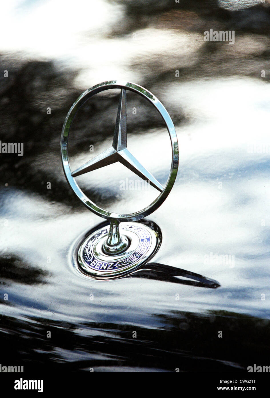 Mercedes Benz Star Stock Photos & Mercedes Benz Star Stock Images - Alamy