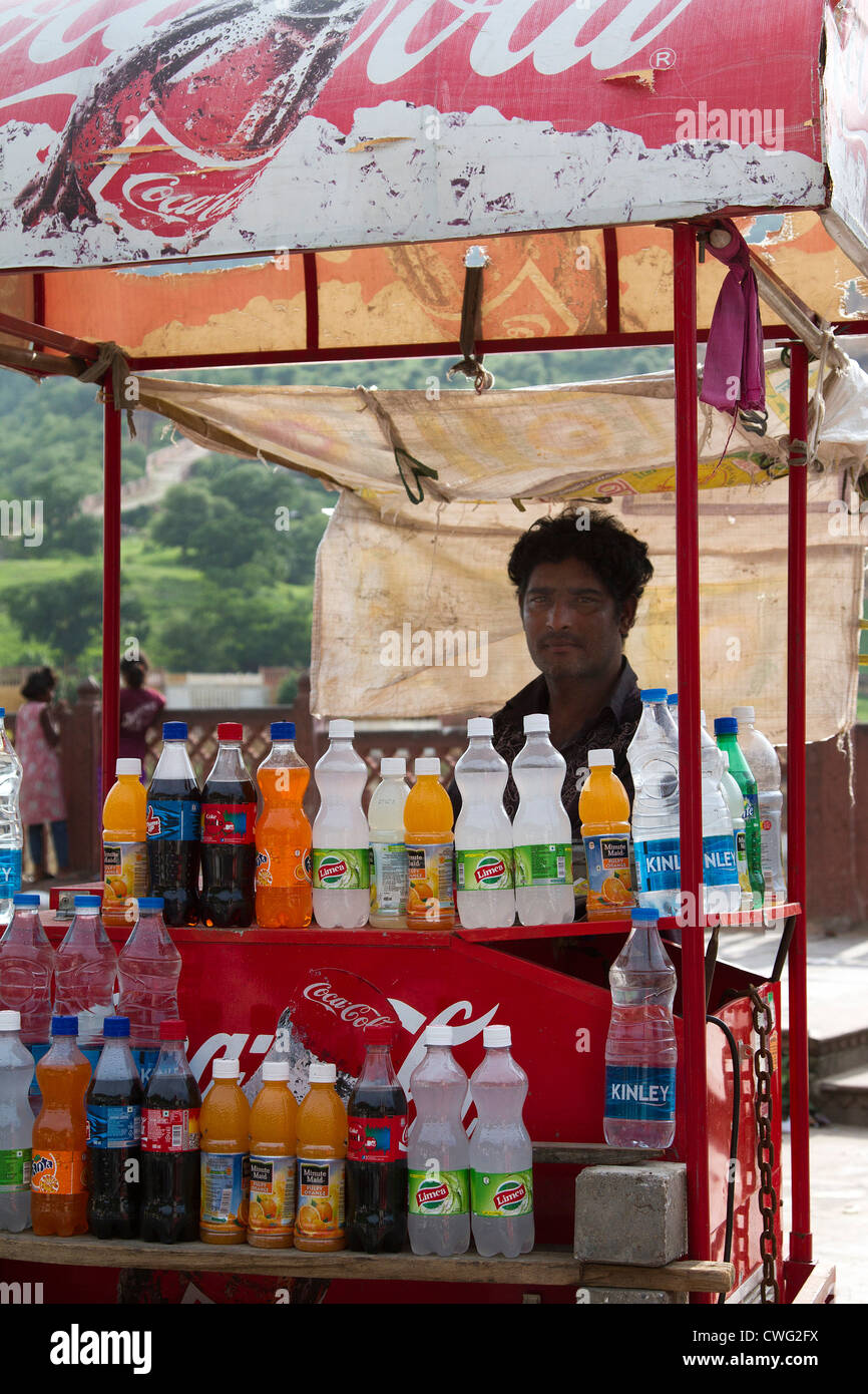 Selling coca cola drinks hi-res stock photography and images - Alamy