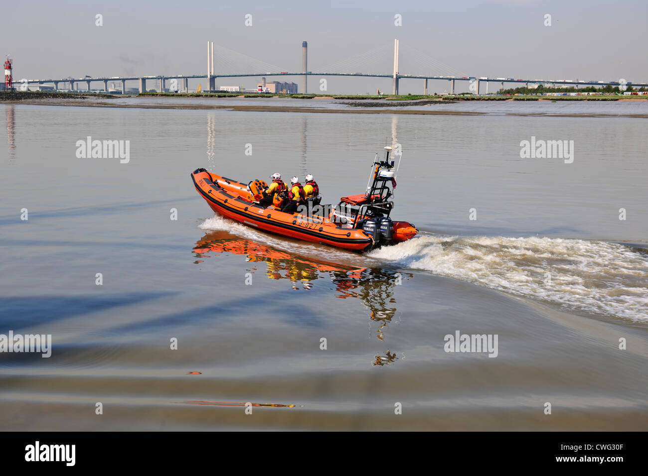 RNLI,Thames River,Queen Elizabethh II bridge,Dartford Crossing,RNLI ...