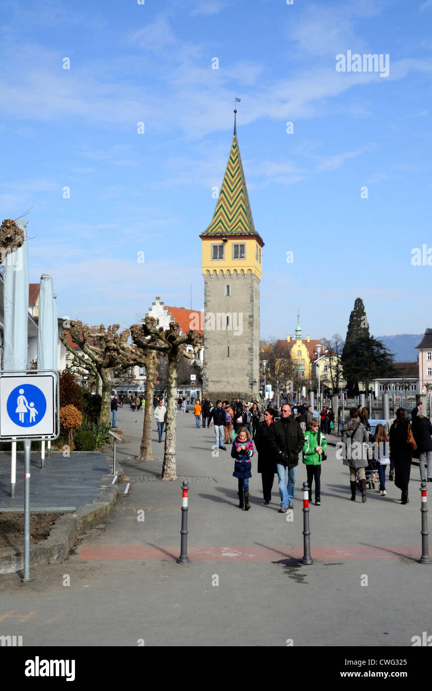 Lindau hafen tower hi-res stock photography and images - Alamy