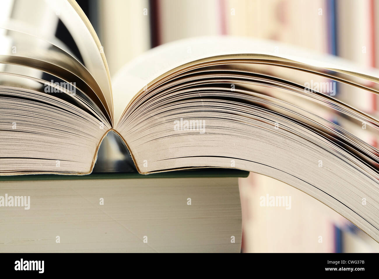 Paperback book history hi-res stock photography and images - Alamy