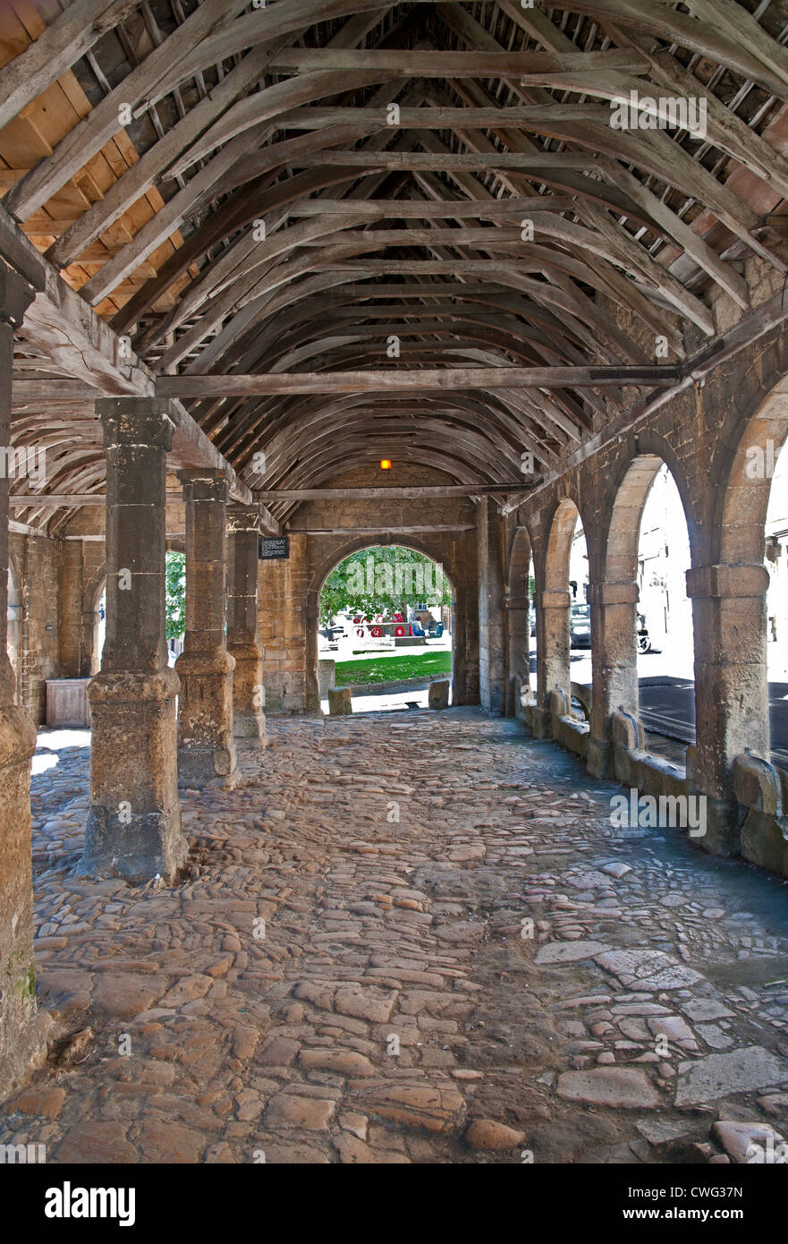 Market hall built 1627 by sir baptist hicks hi-res stock photography ...