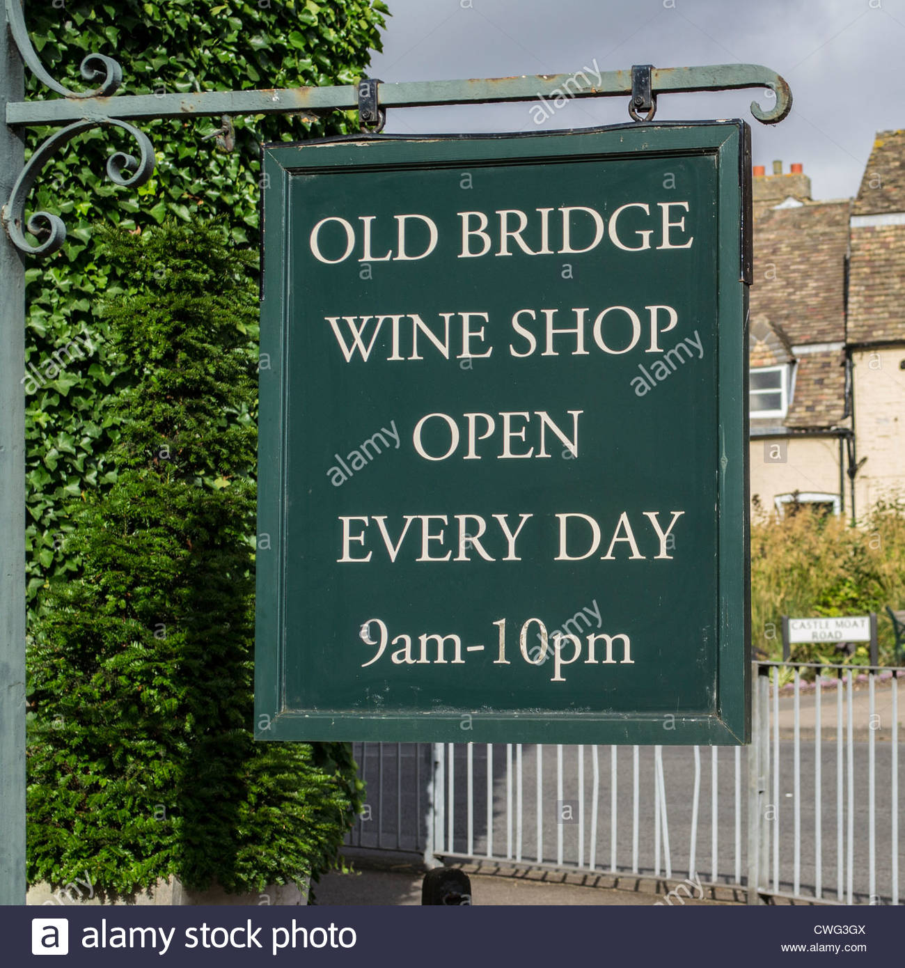 Old Bridge Hotel High Resolution Stock Photography and Images - Alamy