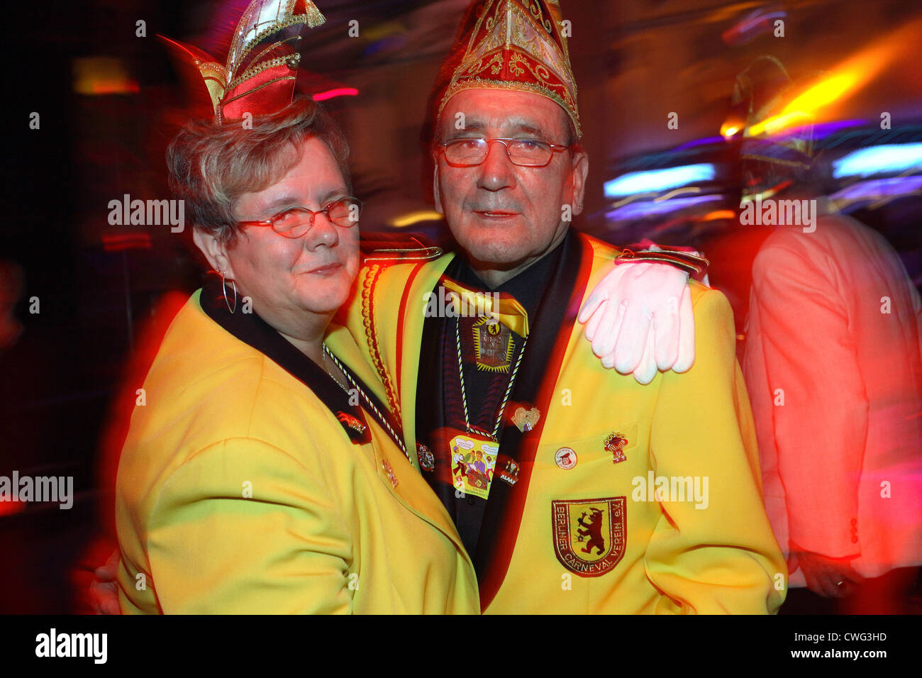 Carnival revelers dance on a meeting in Berlin Stock Photo - Alamy
