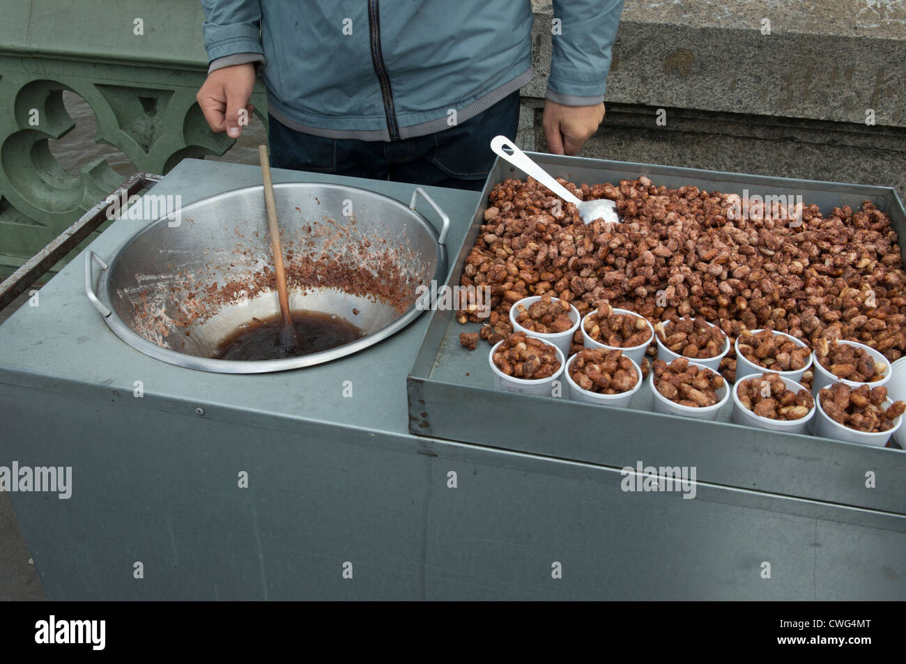 A stall selling Fried nuts on Westminster Bridge London Stock Photo - Alamy