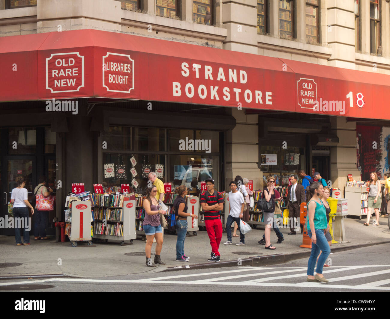 Strand bookstore in New York City Stock Photo - Alamy