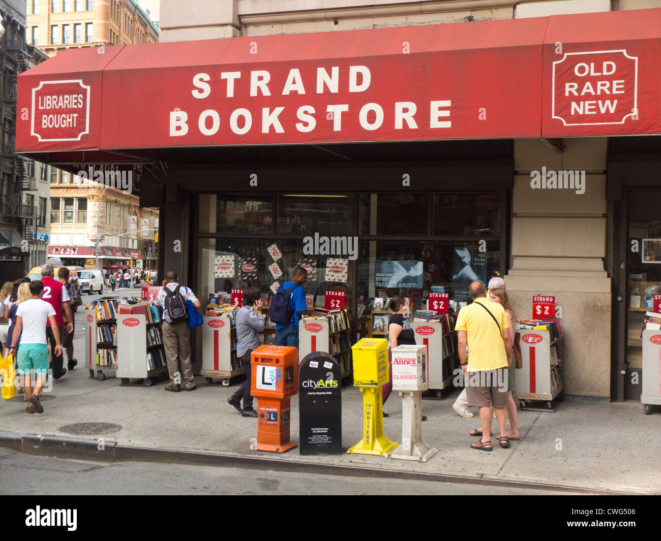 Strand bookstore in New York City Stock Photo - Alamy