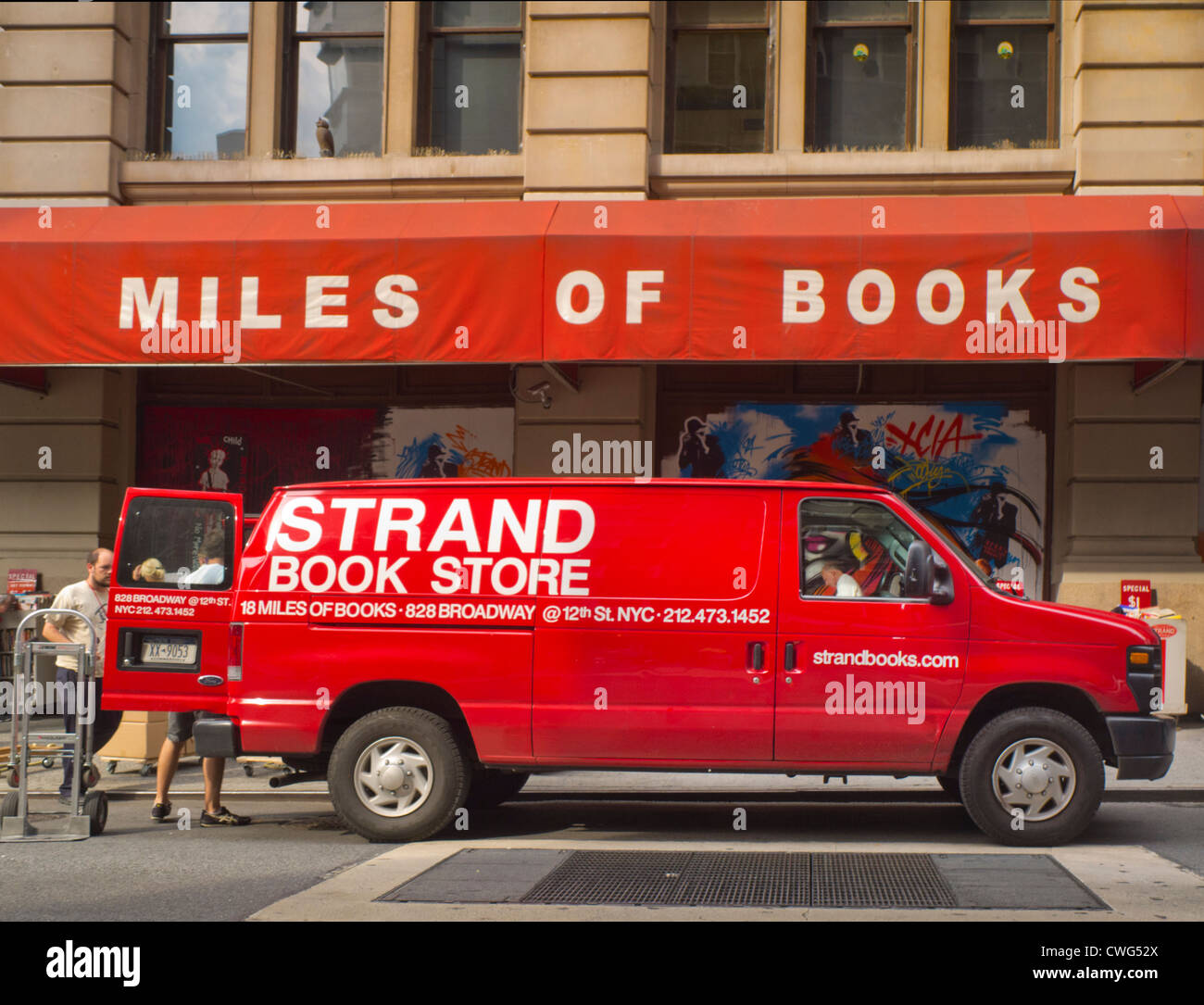Strand bookstore in New York City Stock Photo - Alamy