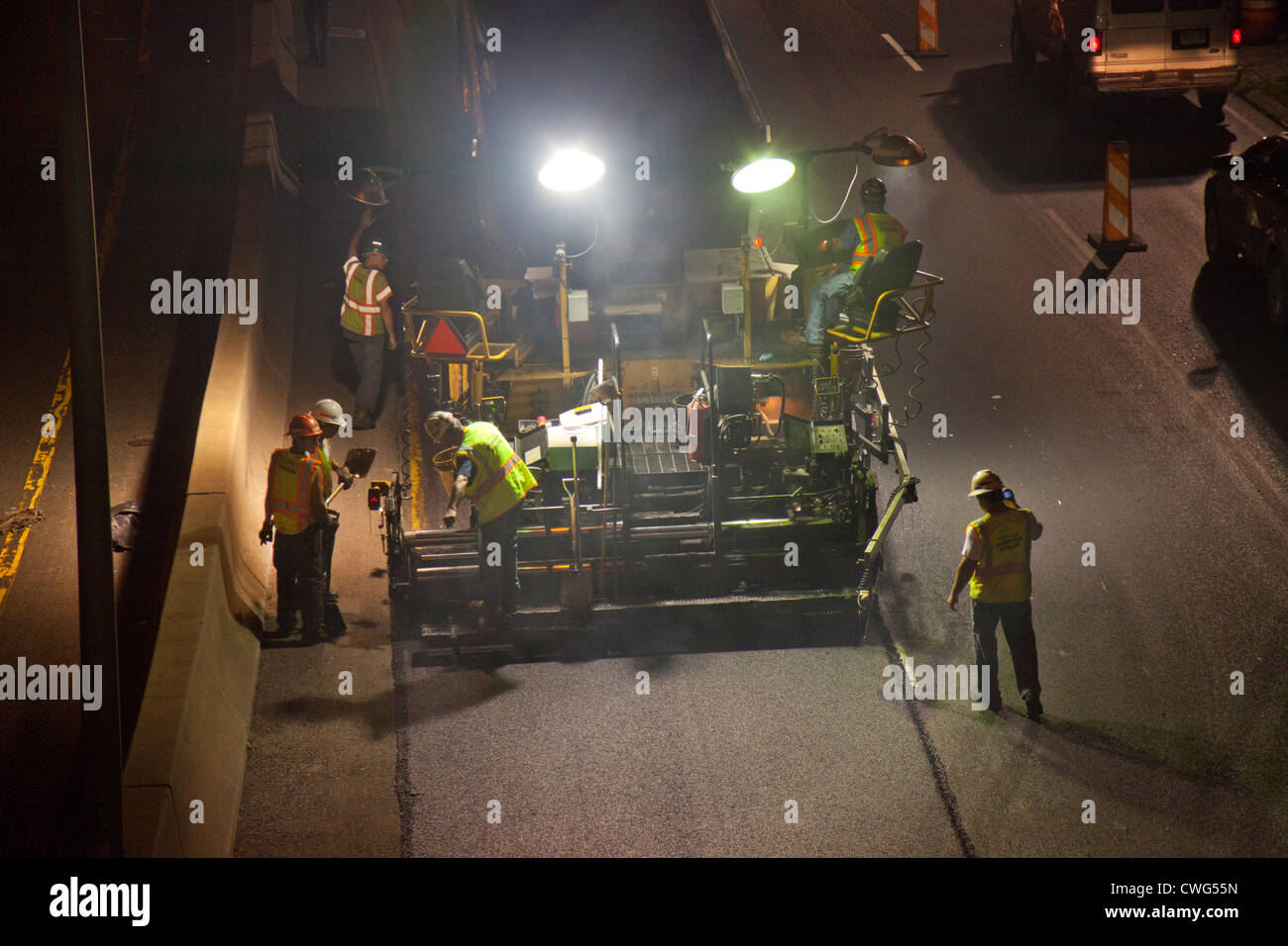 Night road work traffic in Brooklyn NY Stock Photo - Alamy