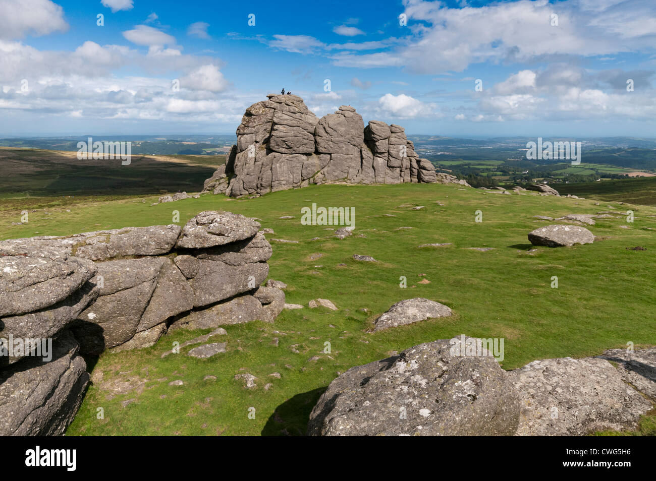 Haytor Rock a famous landmark in the Dartmoor National Park, Devon ...