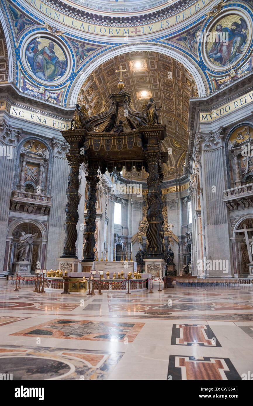 The Alter of St. Peter's Basilica, Rome Stock Photo - Alamy