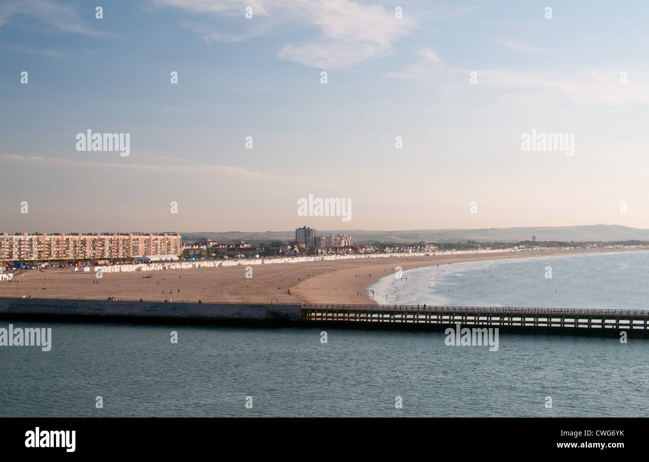 Calais waterfront, beach and pier, France Stock Photo - Alamy
