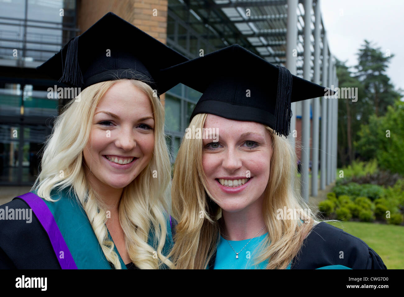 Edge Hill University Ormskirk, Students on graduation posing for ...