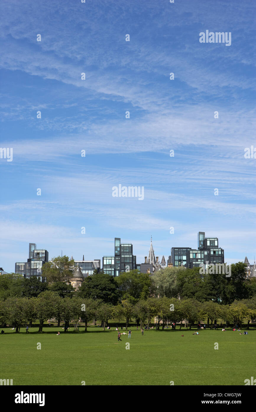 Public park edinburgh hi-res stock photography and images - Alamy