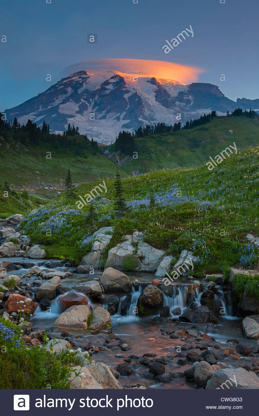 Cloud Capped Towers High Resolution Stock Photography and Images - Alamy