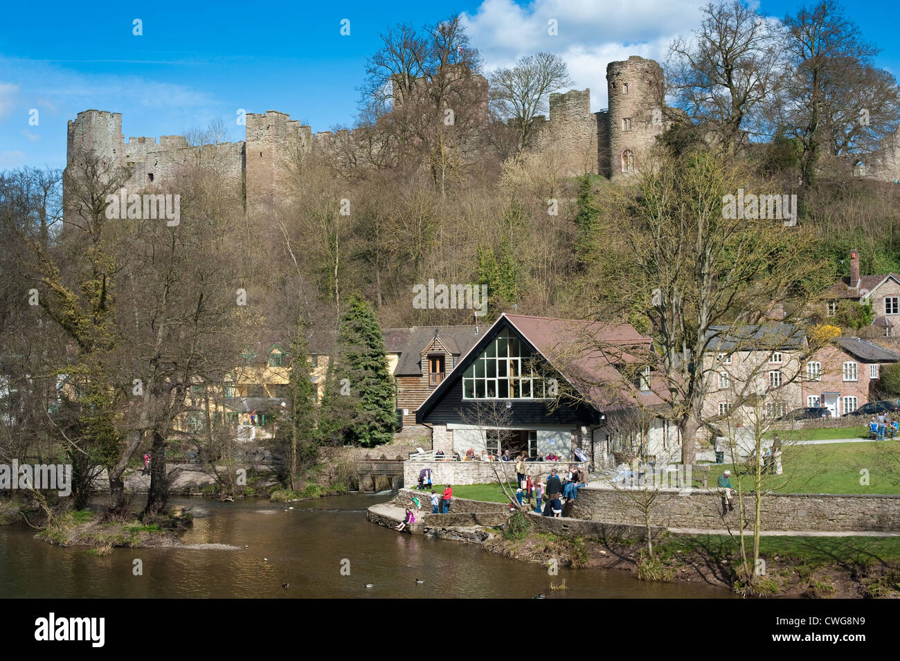 The green cafe ludlow hi-res stock photography and images - Alamy