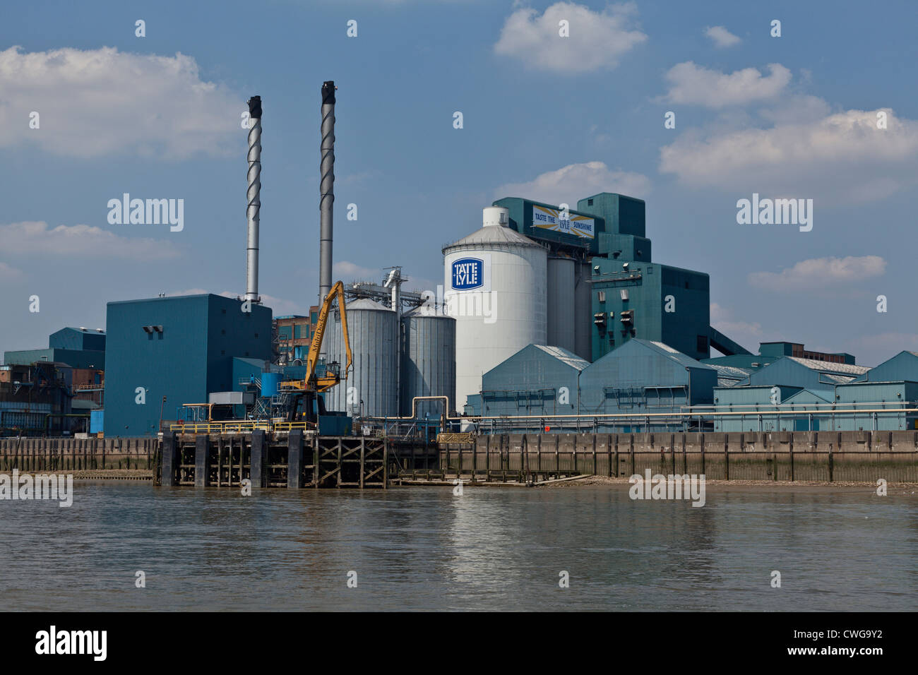 Tate & Lyle Sugar Refinery in East London from the River Thames Stock ...
