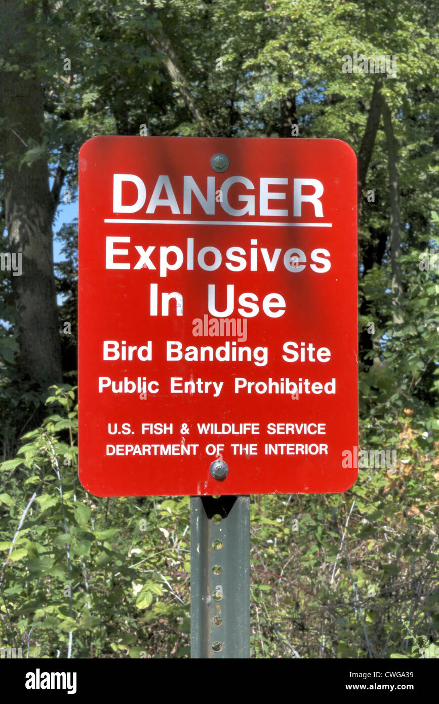 Use of explosives hi-res stock photography and images - Alamy