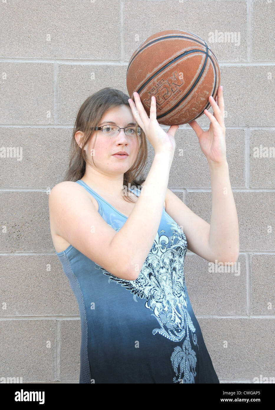 Female basketball player hi-res stock photography and images - Alamy