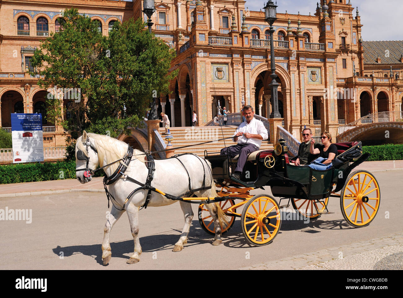 Spain, Andalusia: Horse carriage tour in Sevilla Stock Photo - Alamy