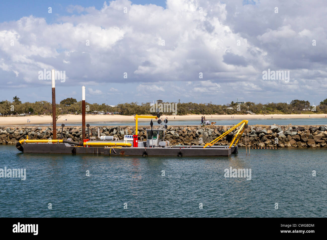 Dredge river hi-res stock photography and images - Alamy