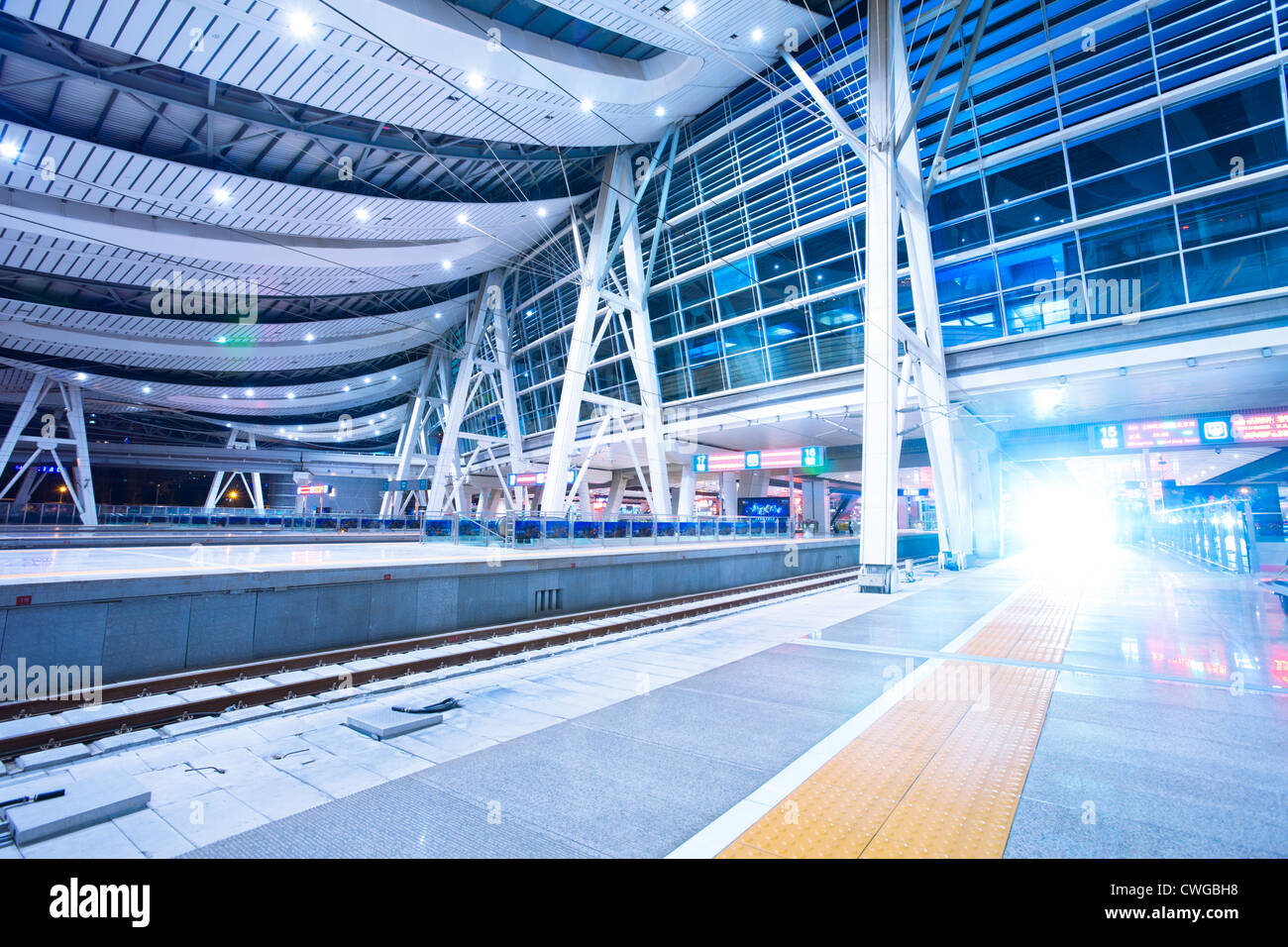 Train stop at railway station hi-res stock photography and images - Alamy
